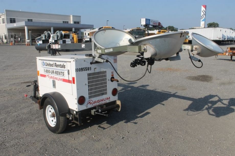 Magnum Portable Light Towers | Shelly Lighting